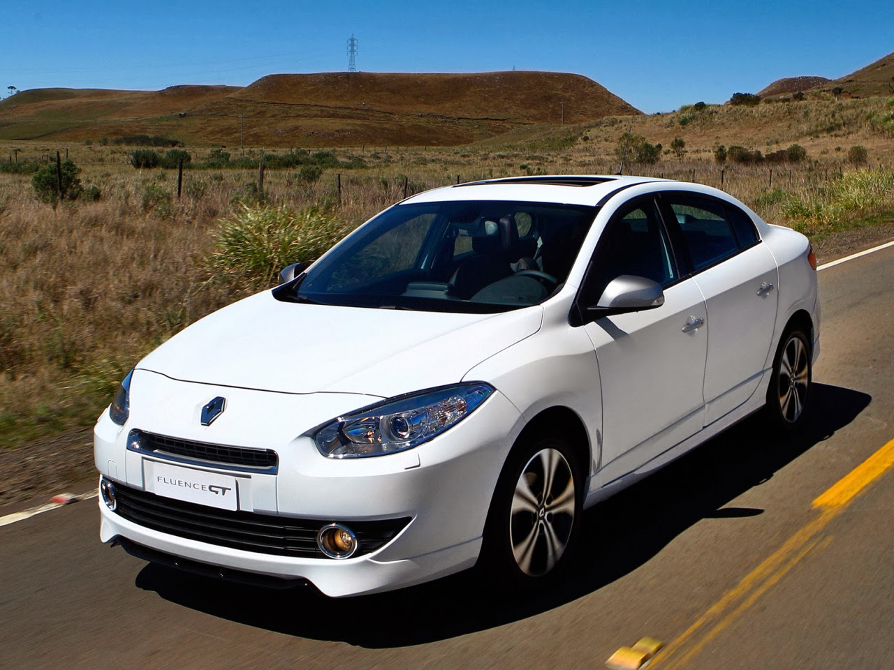 .::Quatro Rodas na Tecnologia::.: Novo Fluence Sport GT Turbo - RENAULT