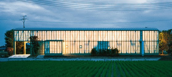 Vince's Army (Section 2): Shigeru Ban's Naked House and The Wall-less ...