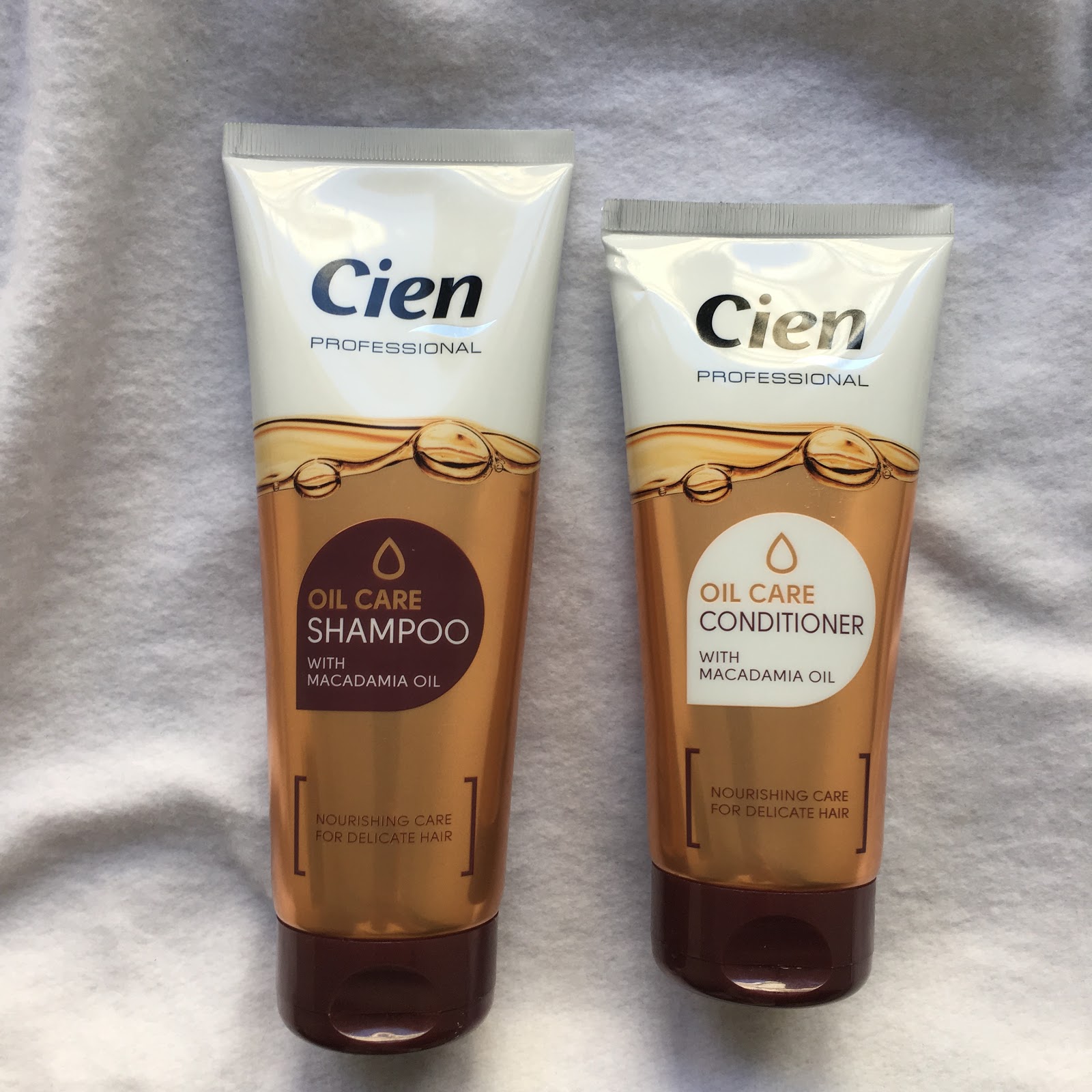 Cien Professional - Oil Care šampón a kondicionér - Shelf Of Beauty