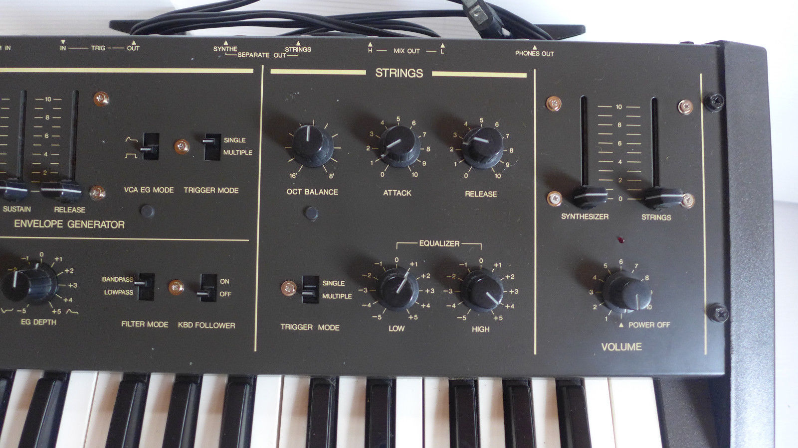 MATRIXSYNTH: Korg Delta Vintage Analog Synthesizer With Case