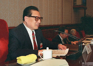 Standoff At Tiananmen: People of 1989: Qiao Shi (乔石)