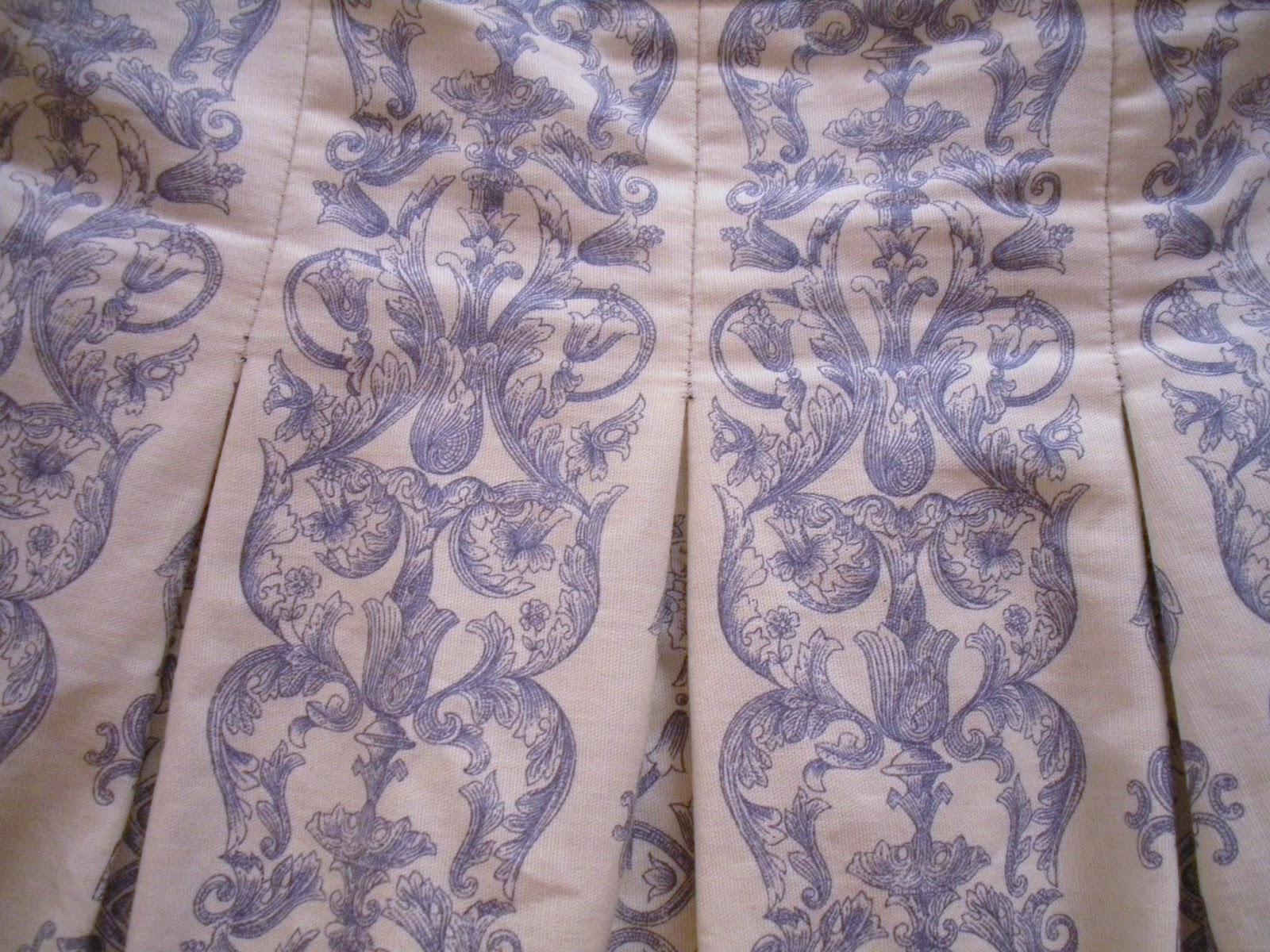 Chic Papaw: Falda Rococó