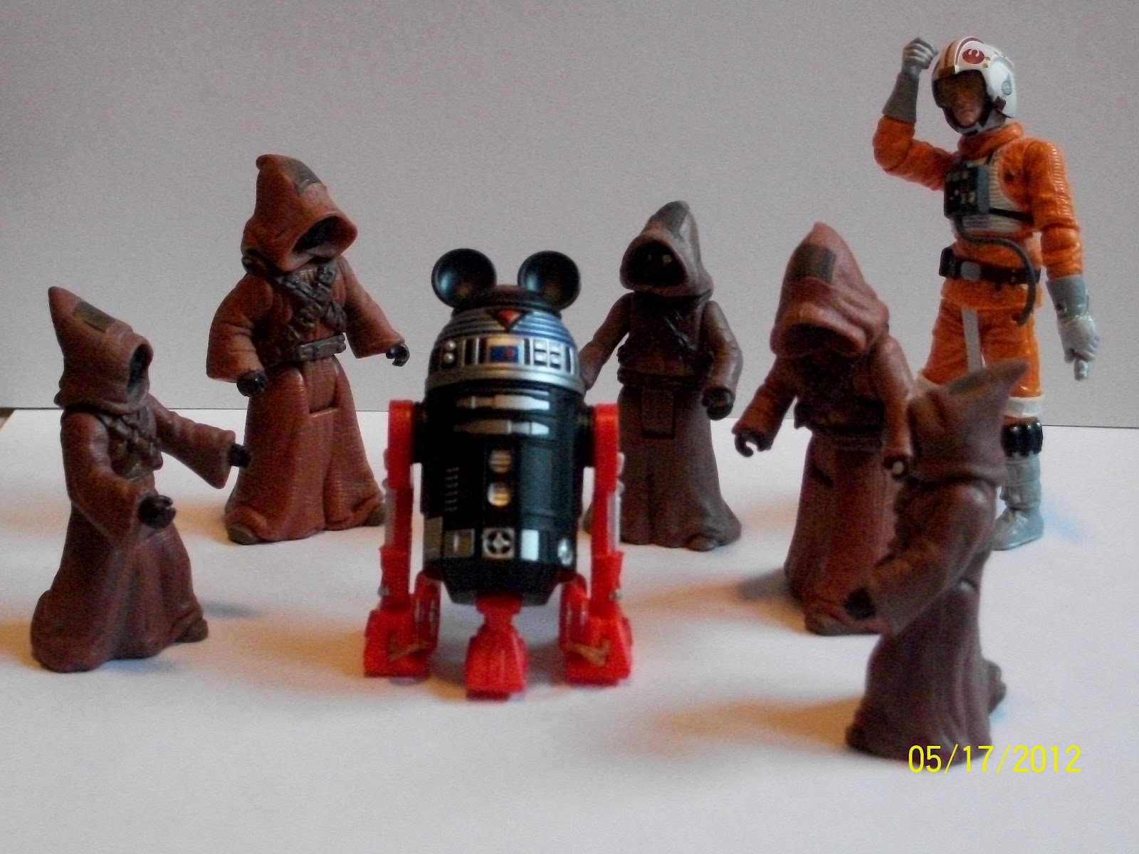 bill white cartoons: These ARE the Droids We Were Looking For!