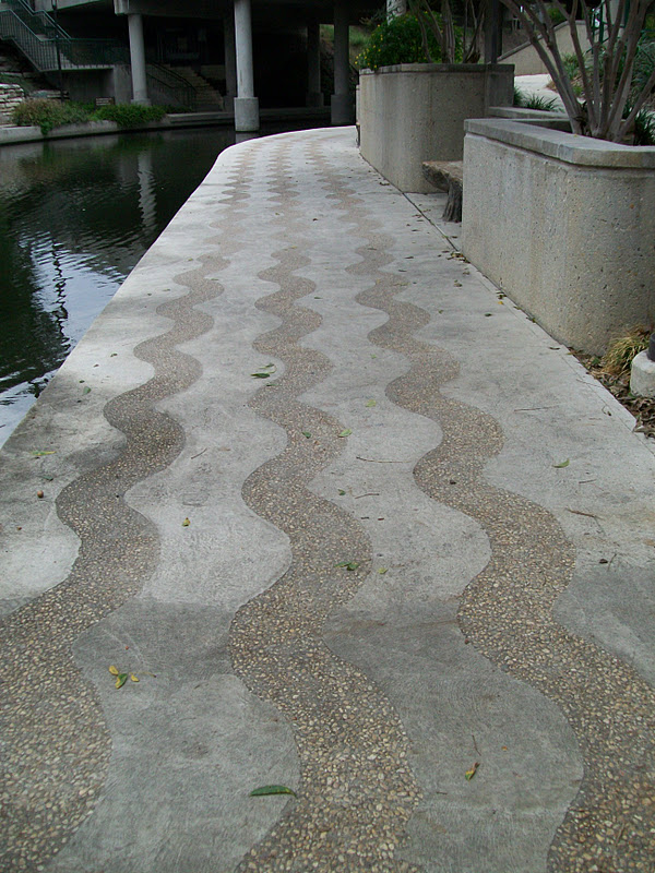 Rock-Oak-Deer: Walking the Walk: Museum Reach