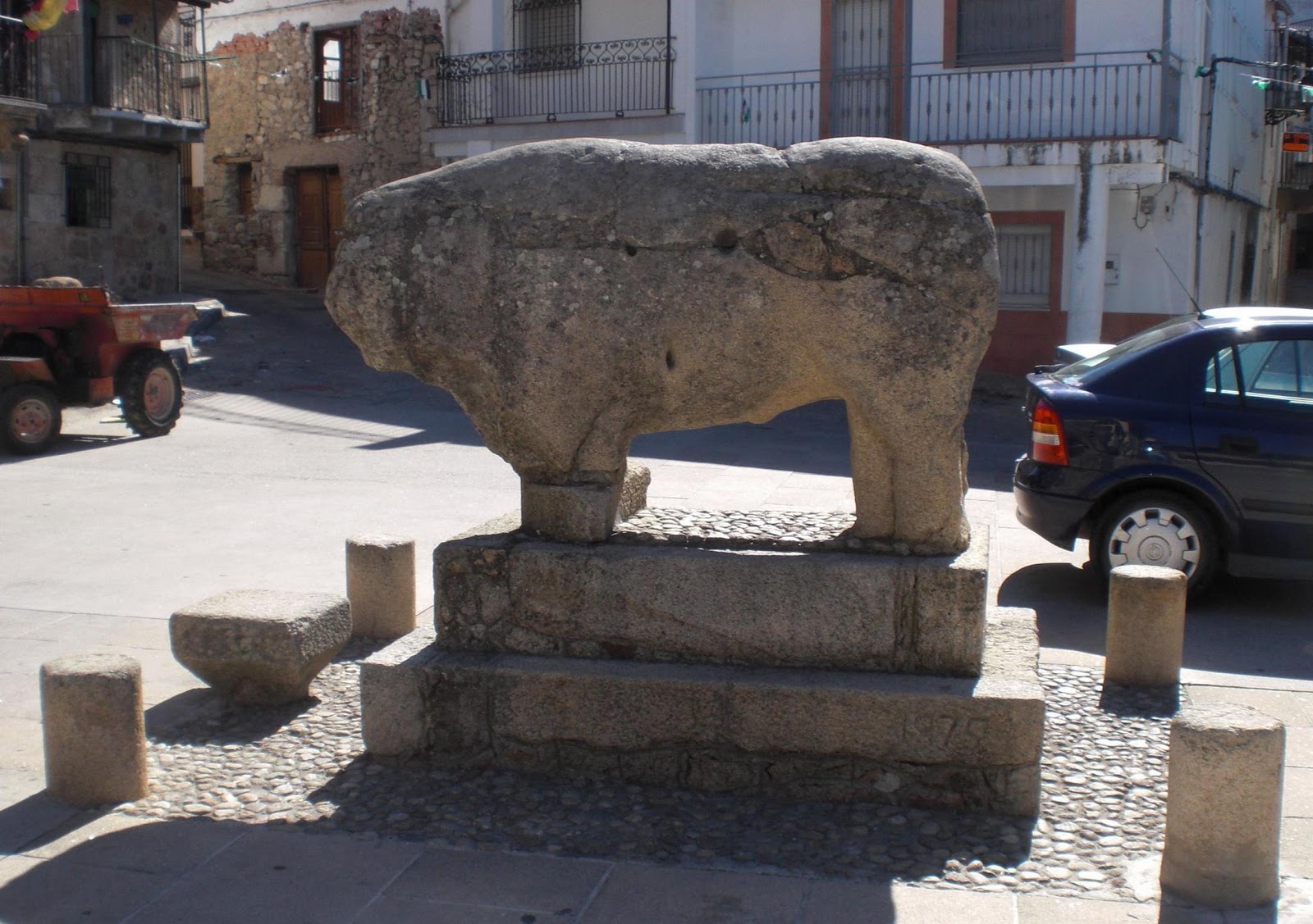 Extremadura: caminos de cultura.: Verraco vetón de Segura de Toro