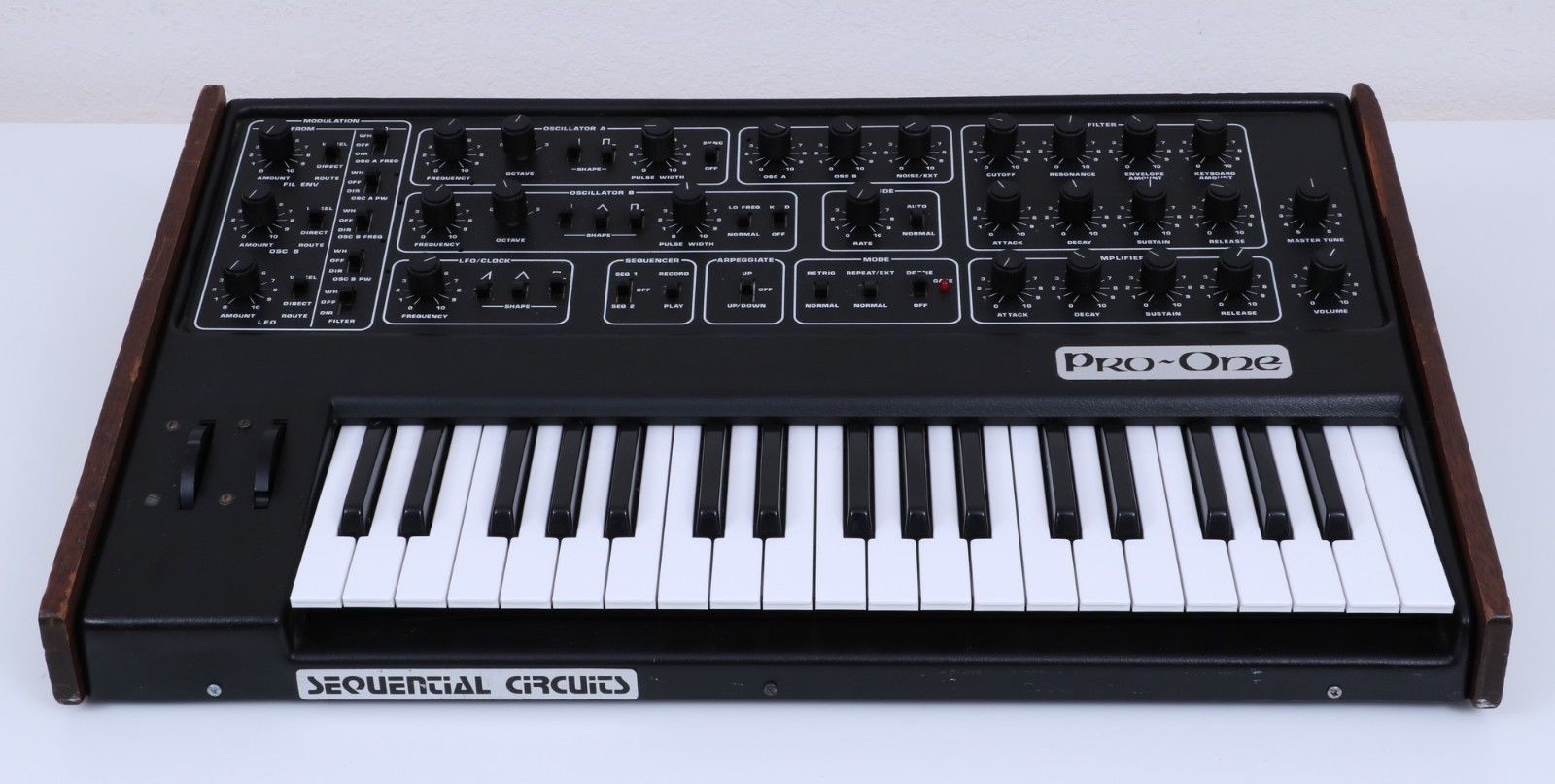 MATRIXSYNTH: Sequential Circuits Pro One Analog Synth SN 9556 w/ New ...
