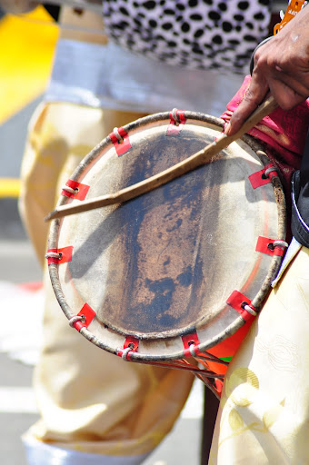 Hooks&Spears: URUMI MELAM