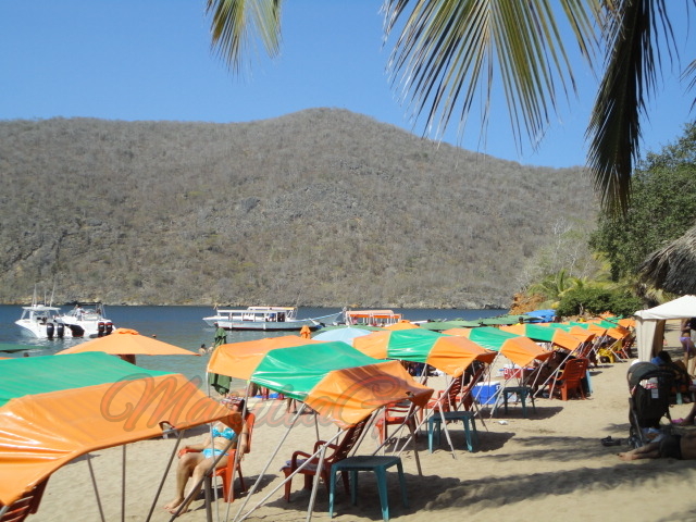 Turisteando en Venezuela: Isla Punta la Cruz "Una Perla en Mochima"