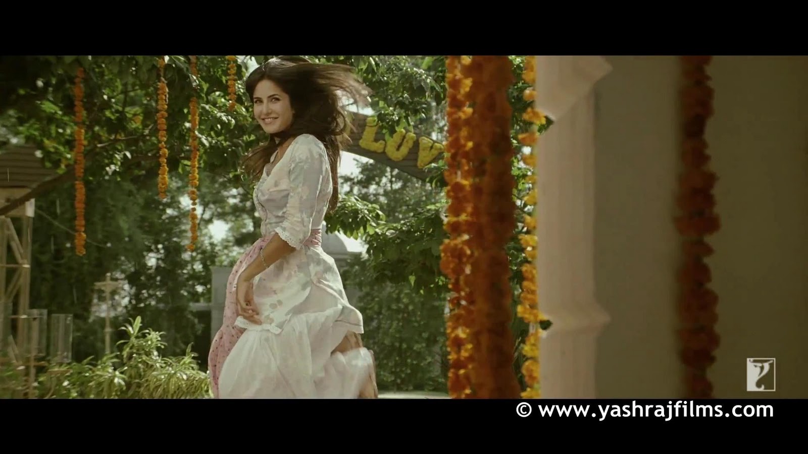 Bollywood World HD: Isk Risk (Full Original Song) - Imraan Khan ...