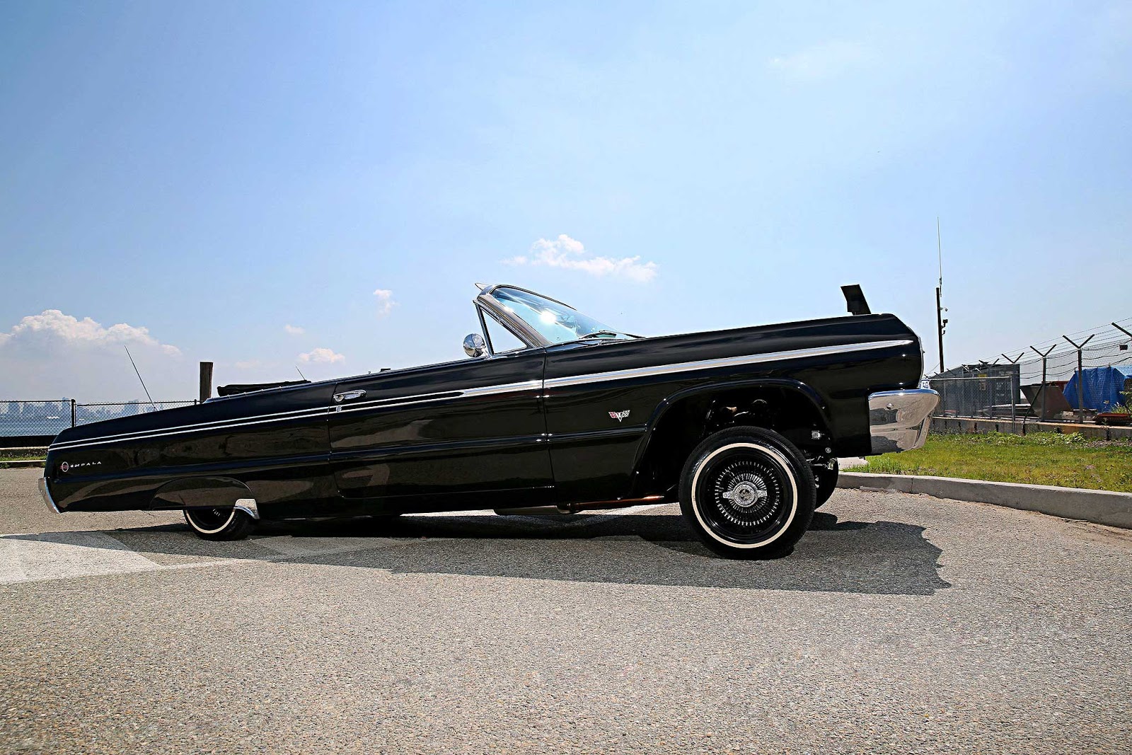 LOWRIDER: A ’64 IMPALA RAG THAT BRINGS HEAT TO THE EAST COAST