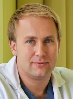 BIOGRAFIE Dr. Victor Costache Seful Sectiei de Chirurgie ...