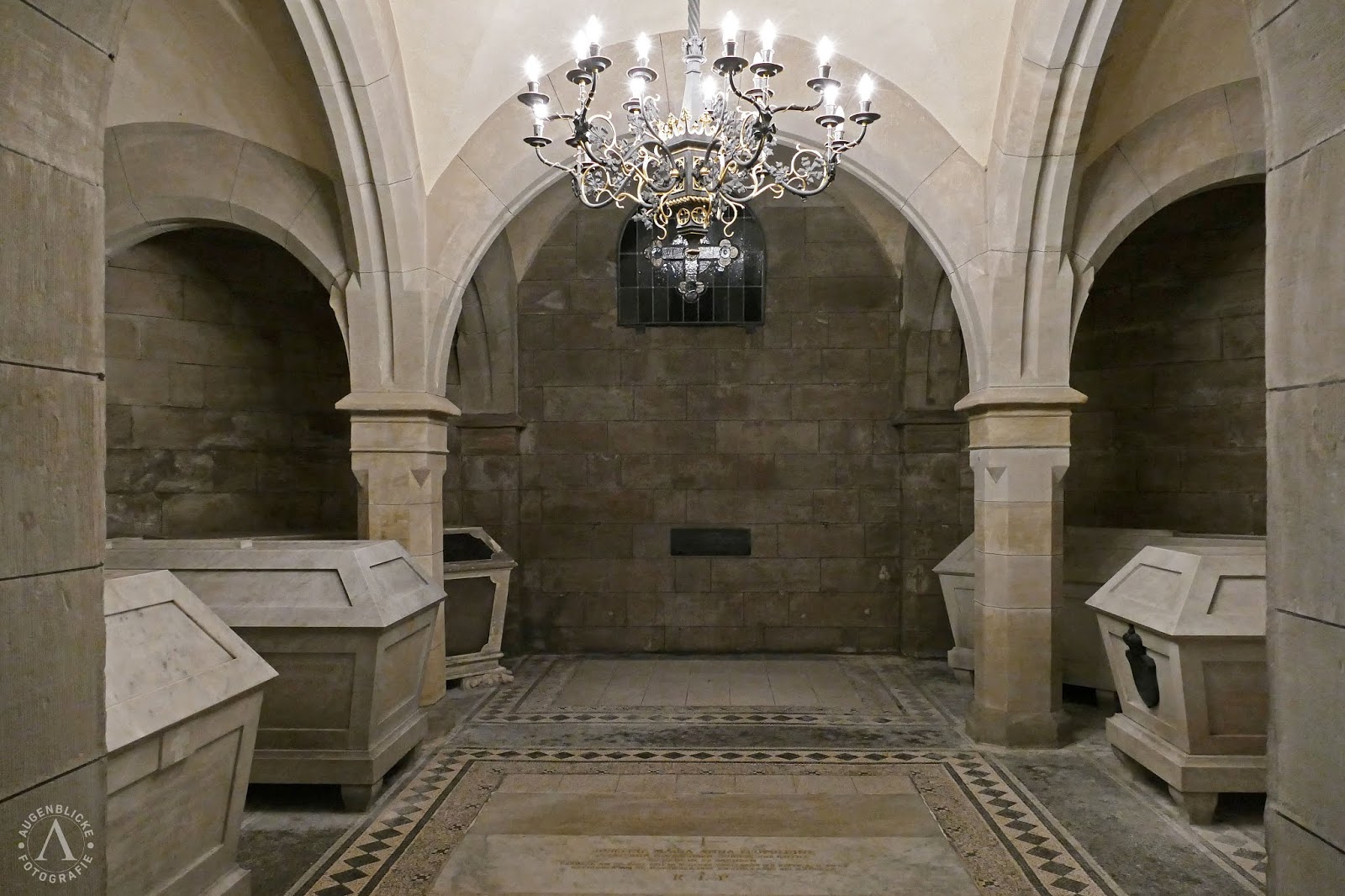 Augenblicke Fotografie: Die Koháry Gruft St. Augustin
