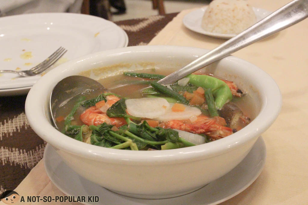 Balesin Islander Restaurant of Alphaland City Club, Makati - A Not-So ...