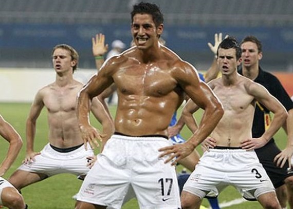 NYSocBoy's Beefcake and Bonding: Haka: The Maori Dance of Posturing and ...