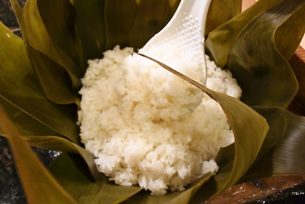 Recipes for Tom: Masuzushi / pressed salmon sushi wrapped with bamboo ...