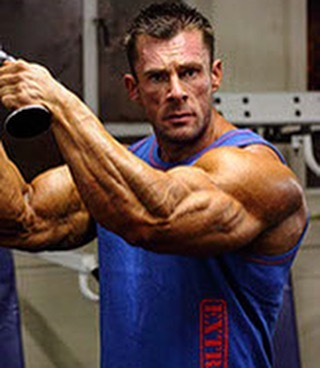 Worldwide Bodybuilders: British muscle hero Stuart Core