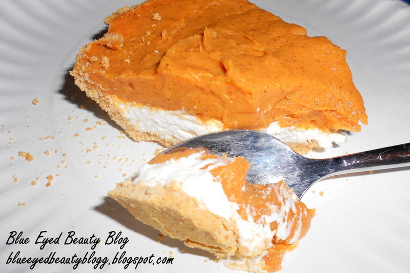 Blue Eyed Beauty Blog: Pumpkin Double Layer Pie