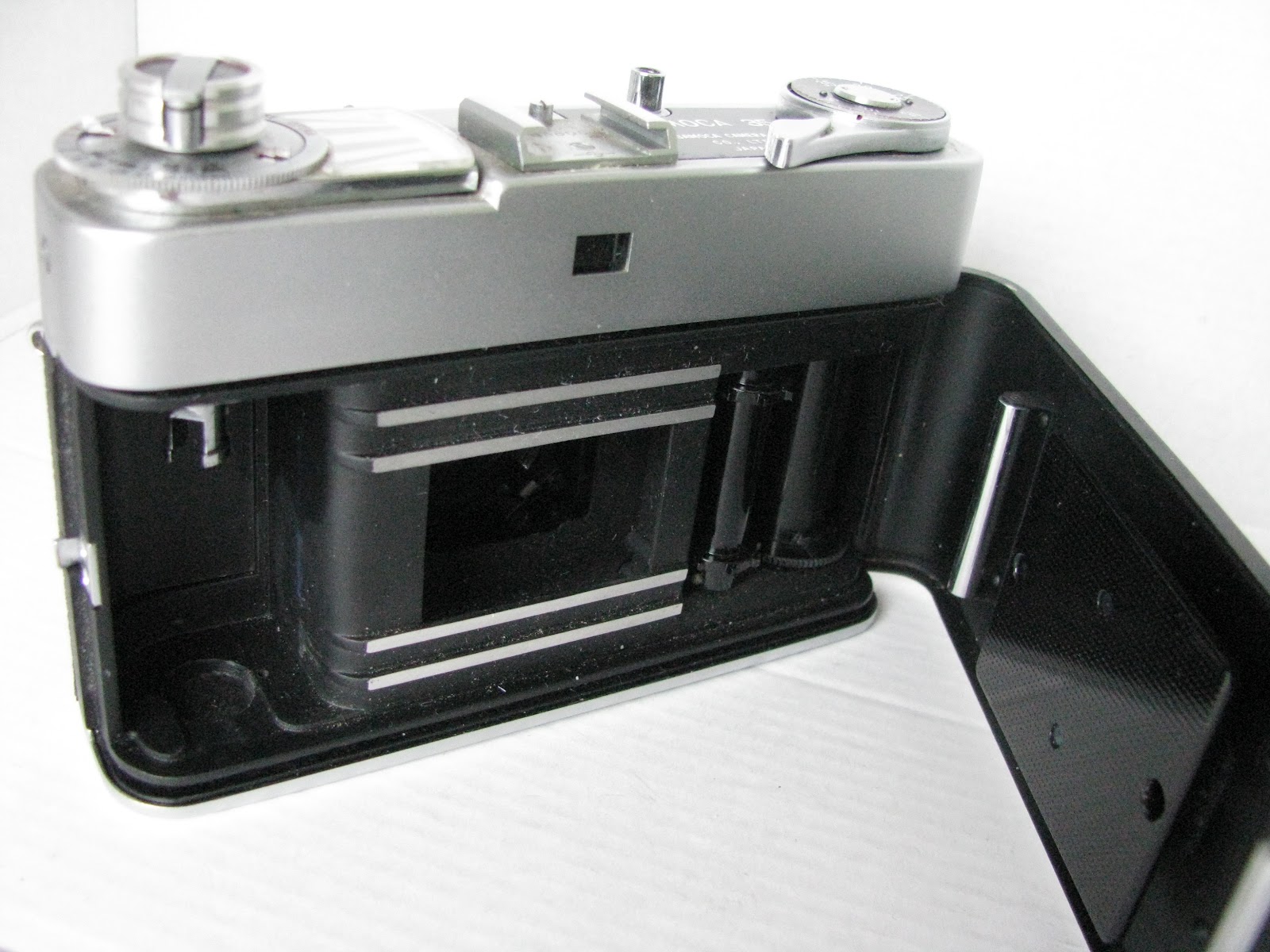 Analogkamera - A virtual photomuseum: Samoca 35 Model LE