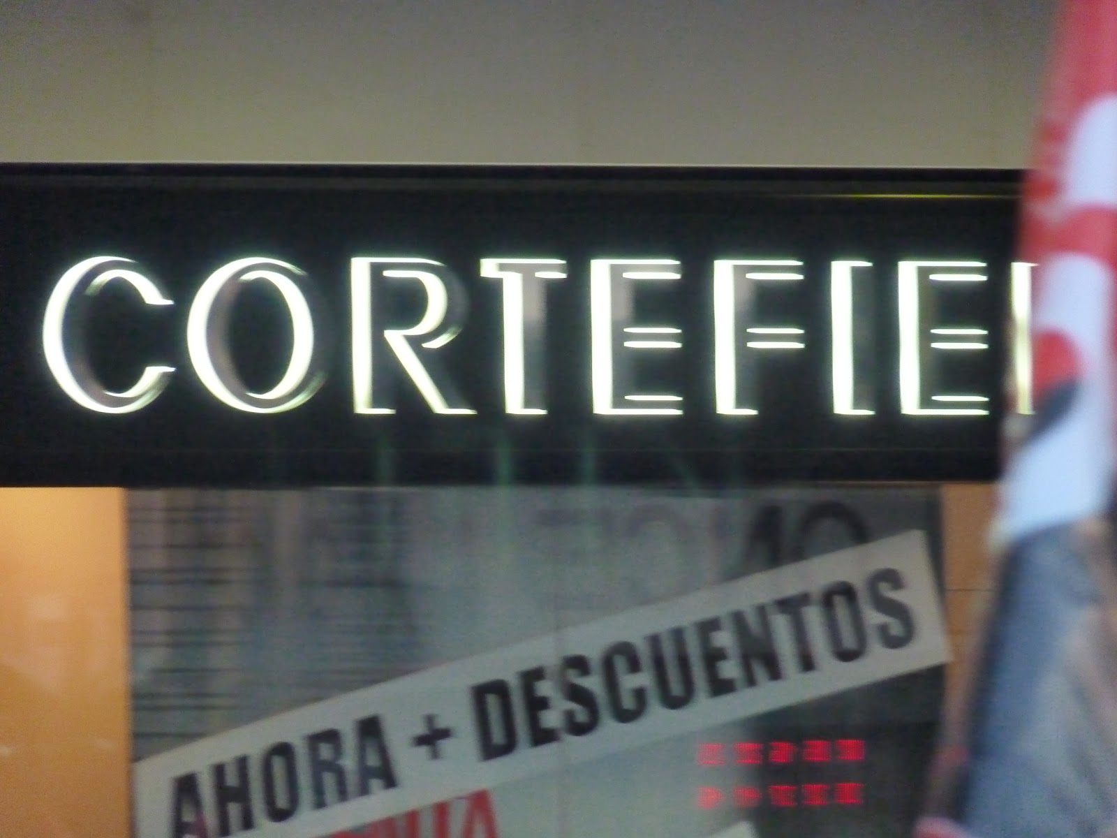 Ubrique en verde: III-Carteles para pensar.