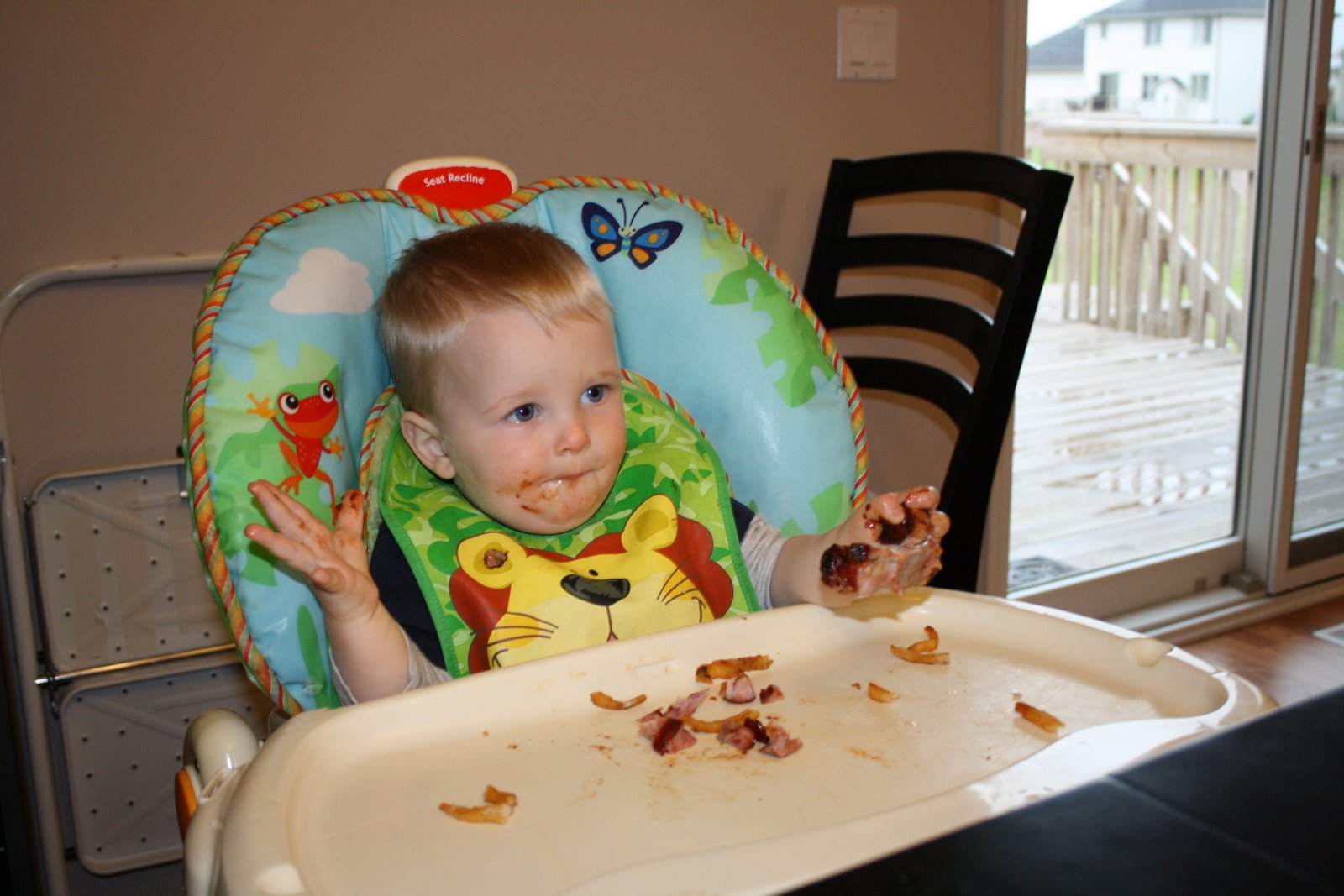 The Mommy Diaries: Eating Ribs