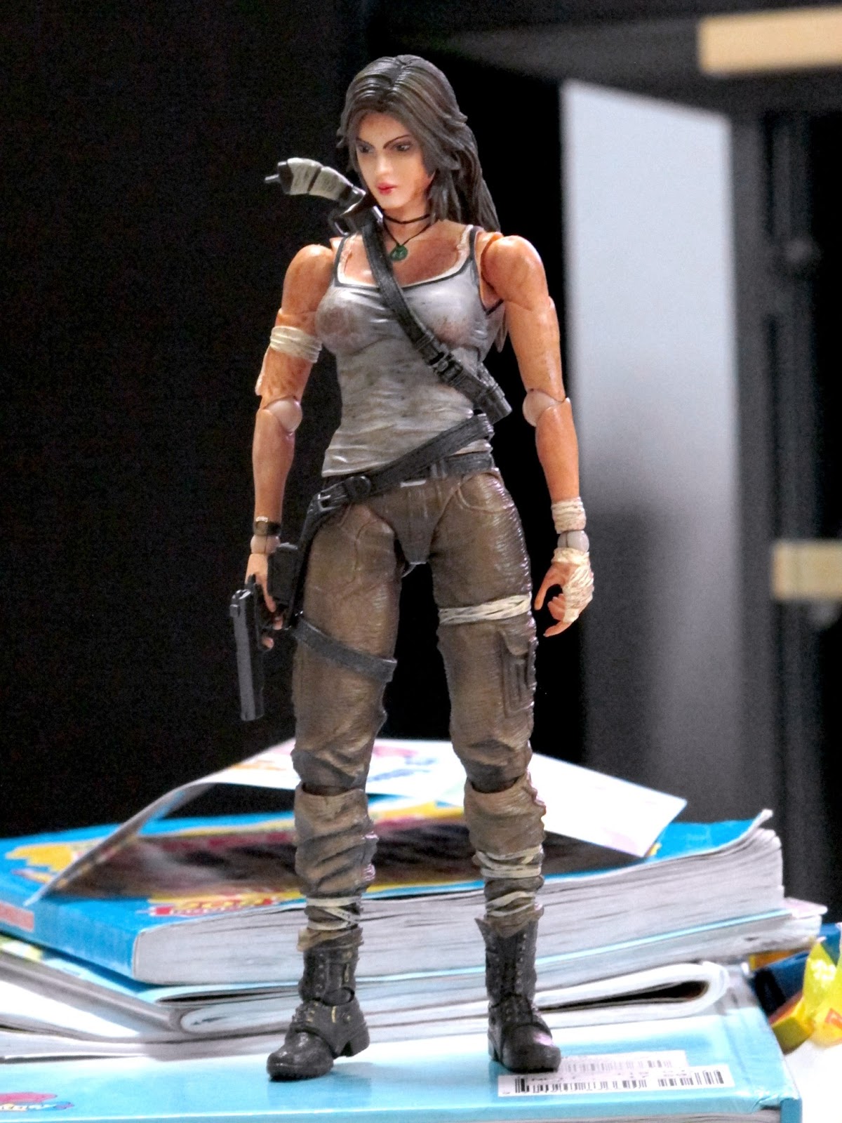 Psycho Ming: Square Enix Tomb Raider (Lara Croft) Play Arts Kai Figure