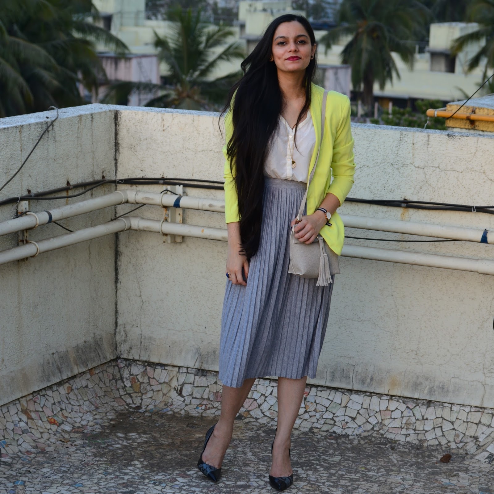 How to Wear A Neon Blazer to Work - Chiconomical