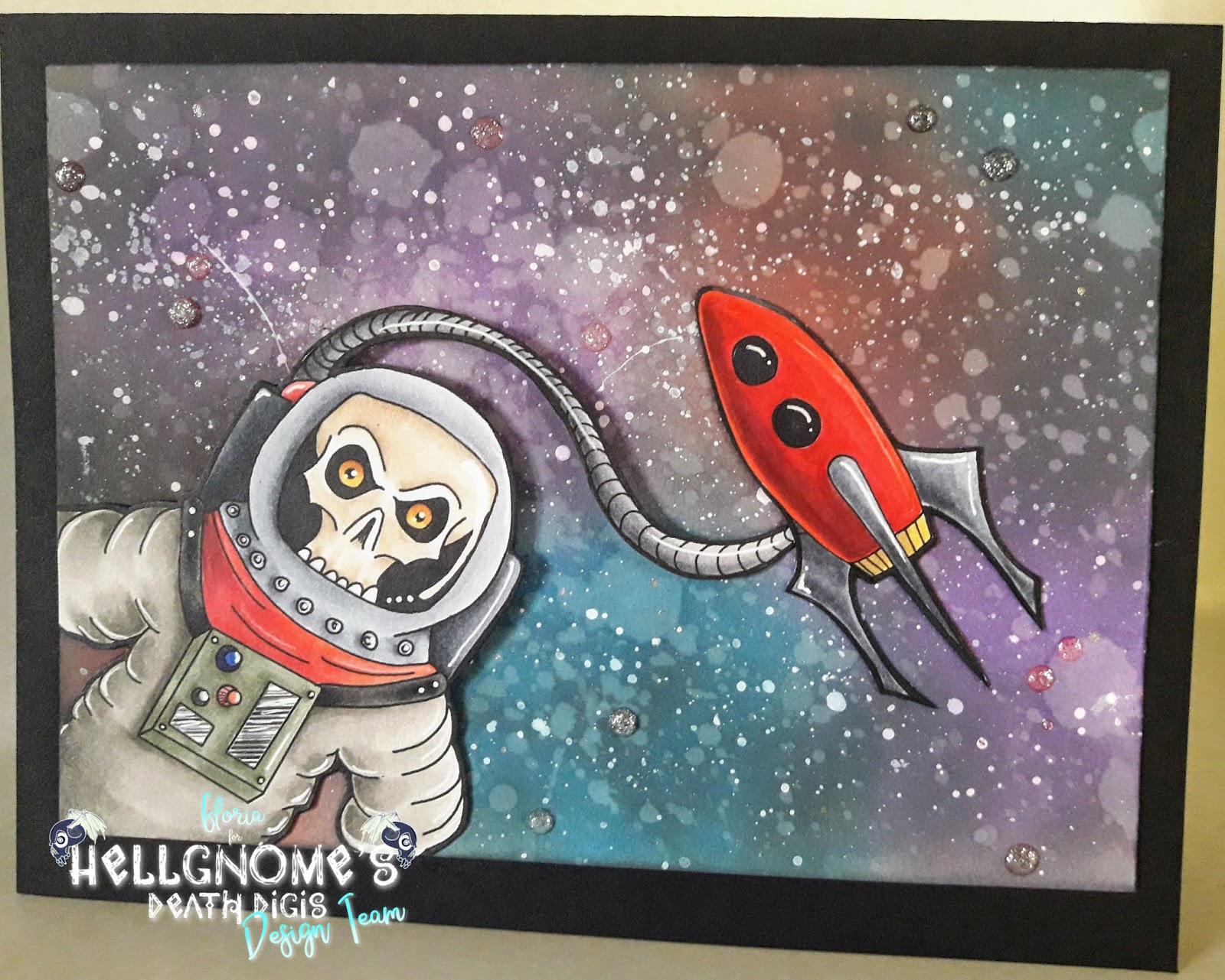 Creepy Glowbugg: Astroskeleton or just a dead spaceman