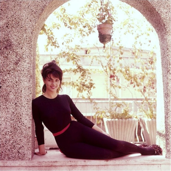 Los Grandes Fotografos: Angelo Frontoni (1929-2002)