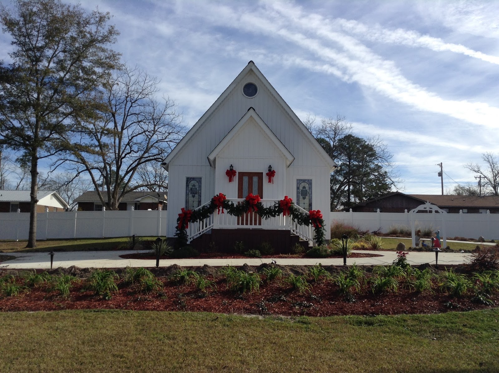 The Chapel Of Santa Claus, Georgia: Photos Of The Chapel & Garden