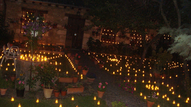 UN POCO DE TODO: Noche de las velas de Pedraza