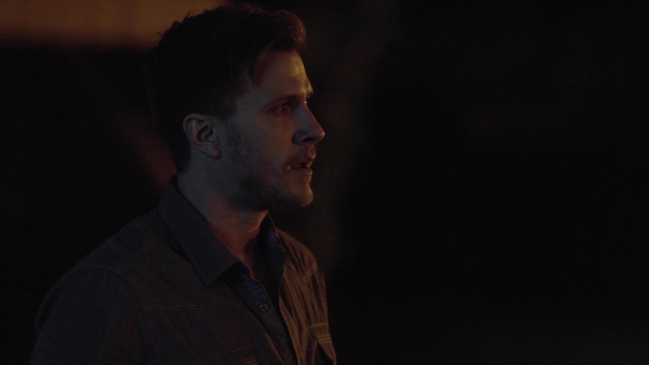 ausCAPS: Patrick Heusinger shirtless in Casual 1-07 "Home"