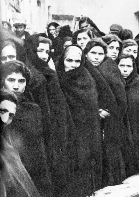 ReportageSicilia: L'OSSEQUIO DI VILLALBA PER I FUNERALI DI DON CALO ...