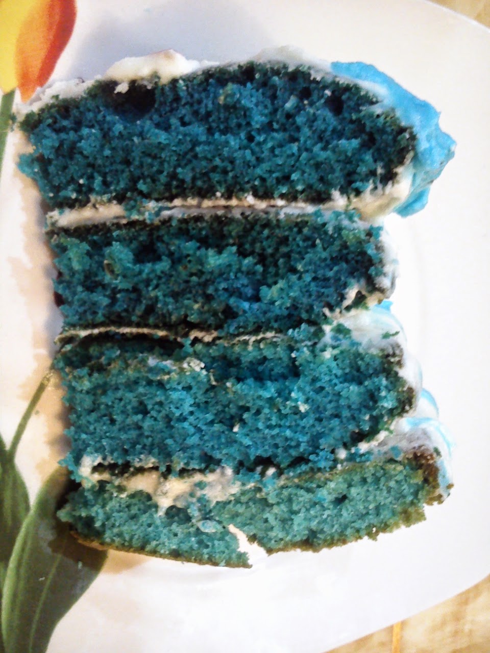 sarguna's fantabulous kitchen: Frozen Themed Birthday Cake