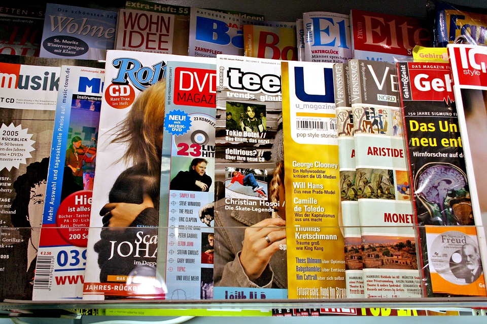 A Big Ol' Bucket of Useful : How to Get Rid of Magazine Clutter