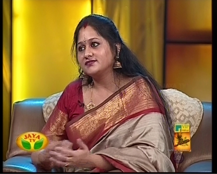 Tamil Anchors: Pepsi Uma