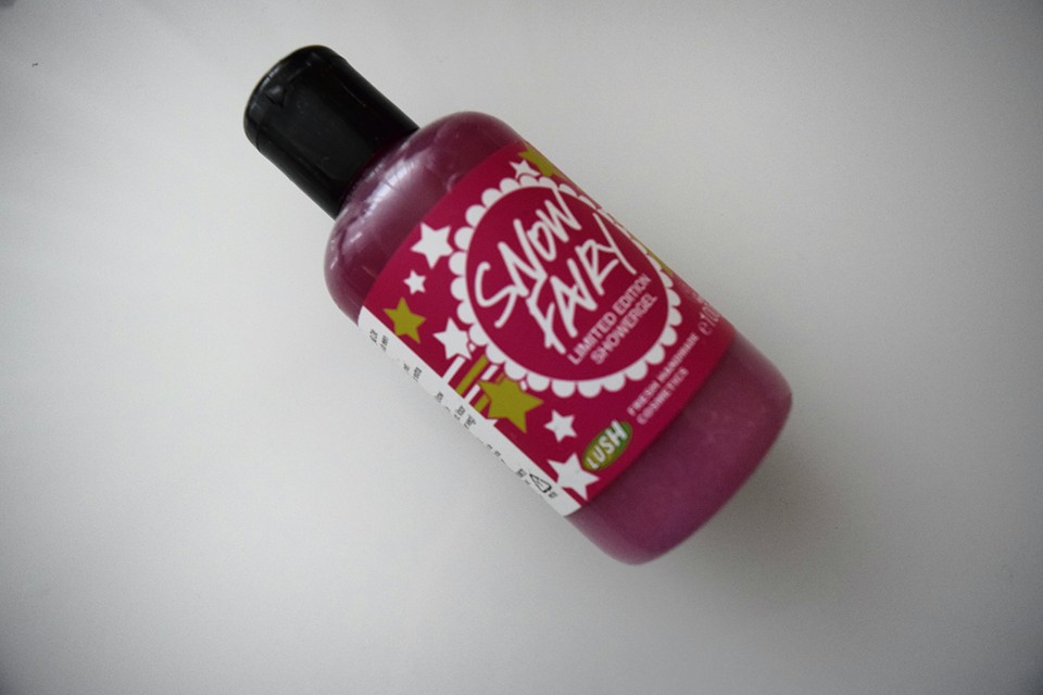 Why I love Lush products: BIG Shampoo / Snow fairy shower gel ...