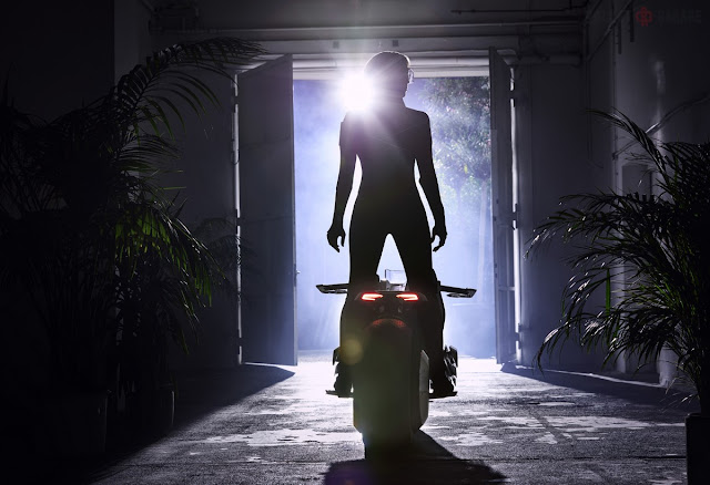 VISION NEXT 100 the Future by Bmw - RocketGarage - Cafe Racer Magazine