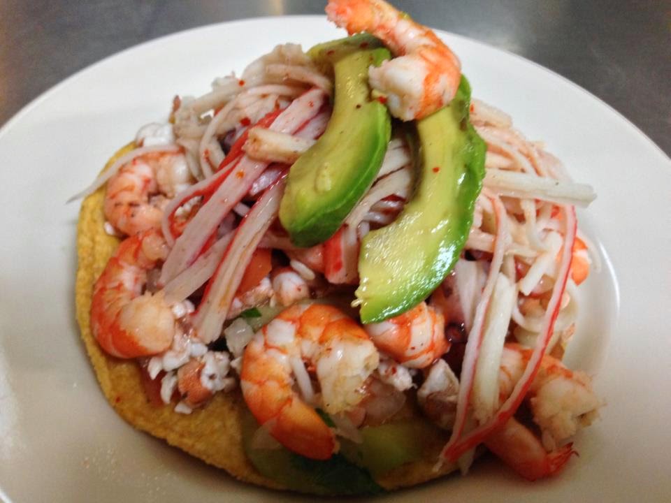 Tostada Mixta de Mariscos (Restaurante Caribbean Quetzalteango ...