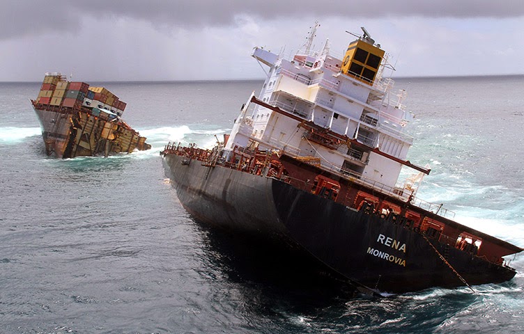 water@transportation: MV RENA RUN AGROUND