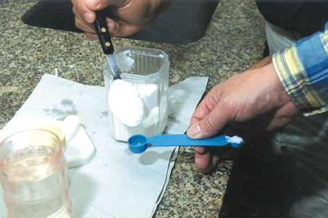 Como preparar o soro caseiro | CMS Dr. Eithel Pinheiro