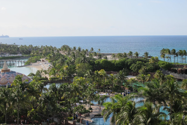 Dang It Delicious: Atlantis Casino Resort in the Bahamas - PF evening ...