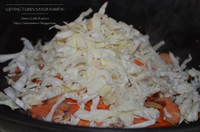 Udang Tumis Pedas Sayur Rampai - Amie's Little Kitchen