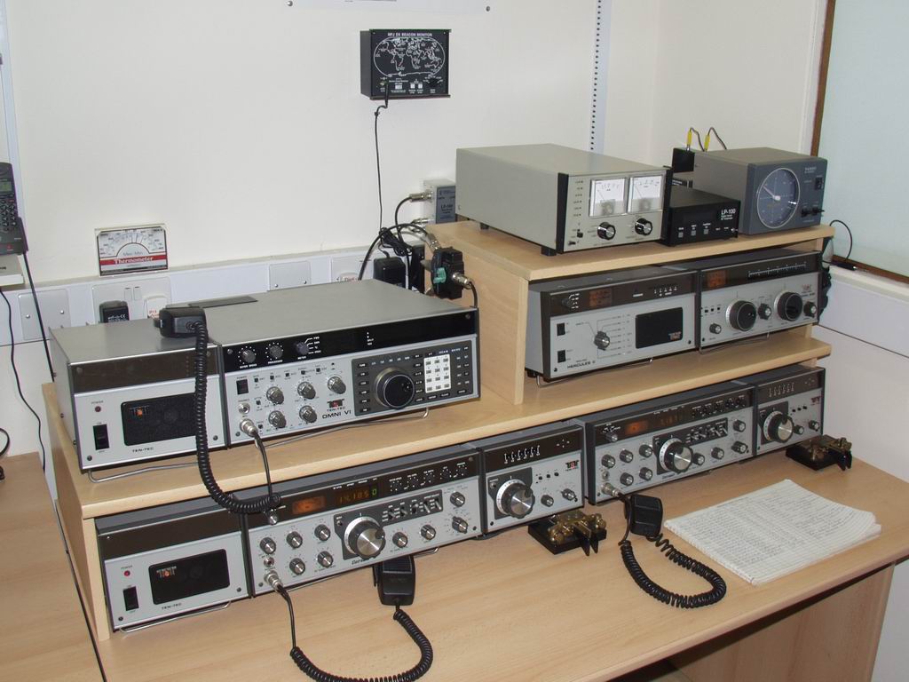 Amateur Radio - Malaysia: Ham Shack How it looks....