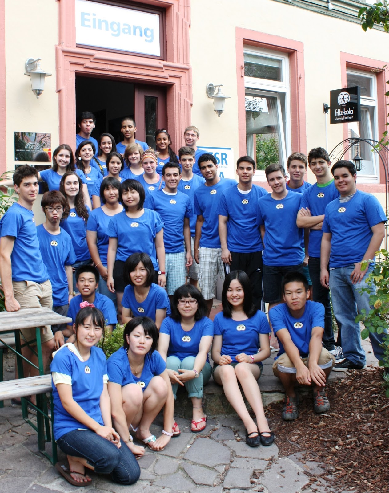 Willkommen in Deutschland!: High School Germany: 30 Students Arrive for ...