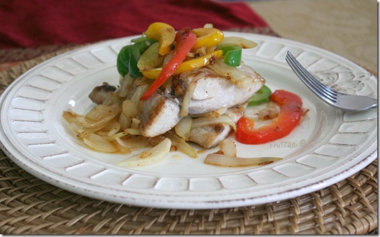 V.I.P. Gourmet: Filete de dorado al ajillo- Plato fuerte