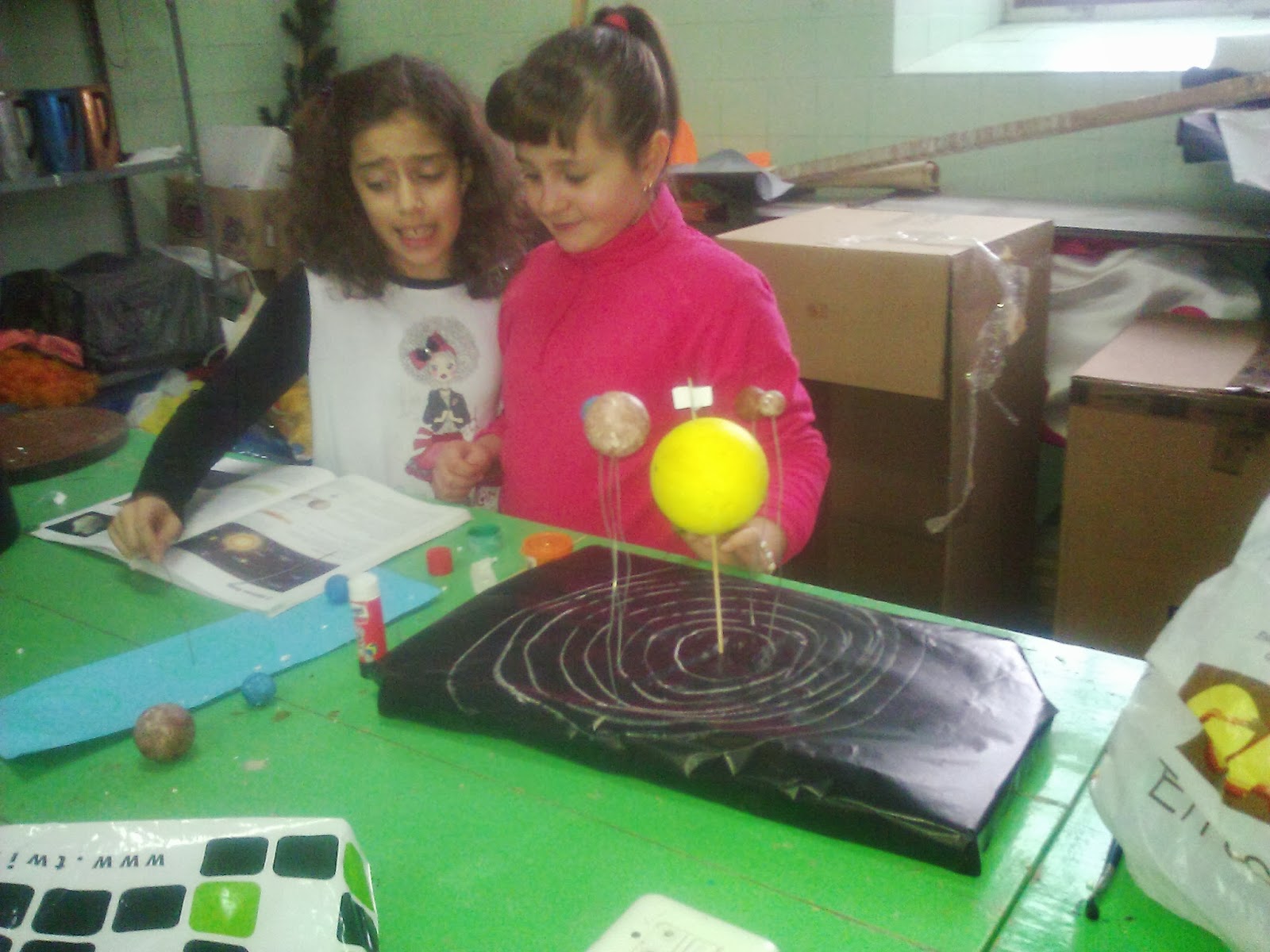 Escolapios Monforte Primaria: Planetario escolar