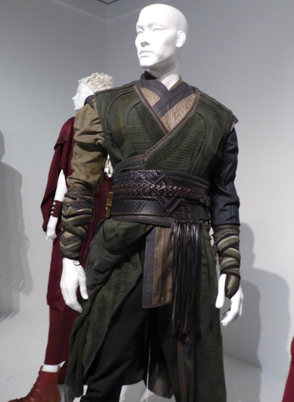 Hollywood Movie Costumes and Props: Doctor Strange movie costumes on ...