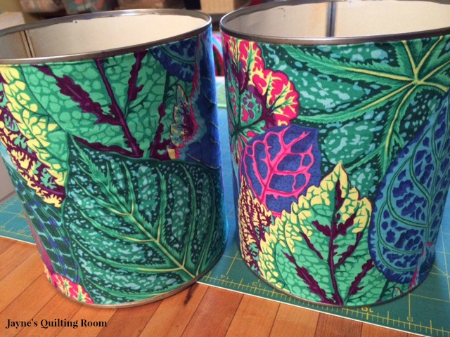 Jayne's Quilting Room: Repurposing Tin Cans