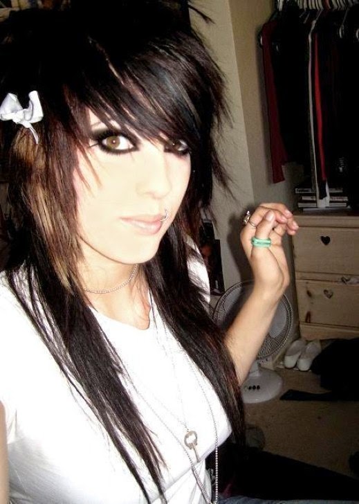 Emo Boys And 6 Popular Emo Stereotypes