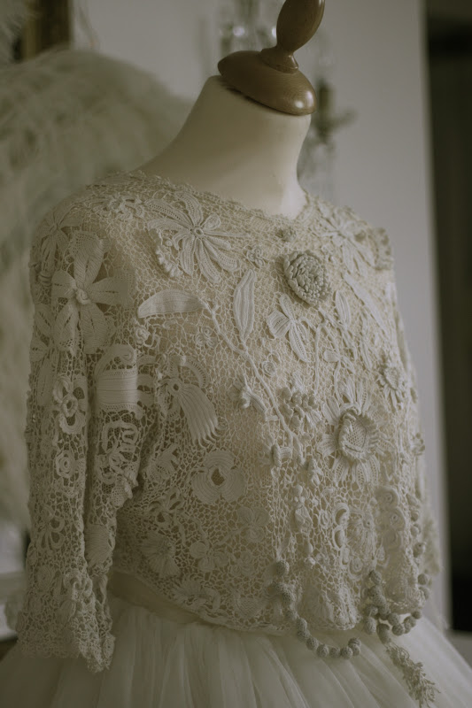 Rosemary Cathcart Antique Lace and Vintage Fashion: Antique Irish ...